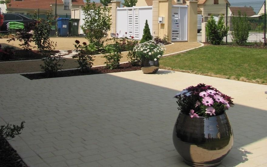 Projet d'aménagement de Terrasse en pavé La Couture®